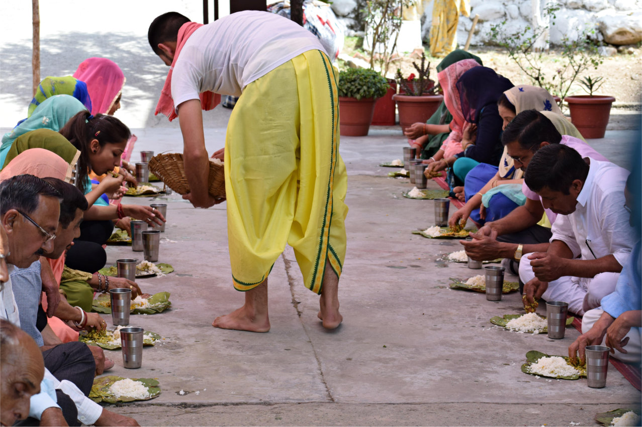 Eten in India: zo gaat dat in z’n werk - Hindi & Bindi